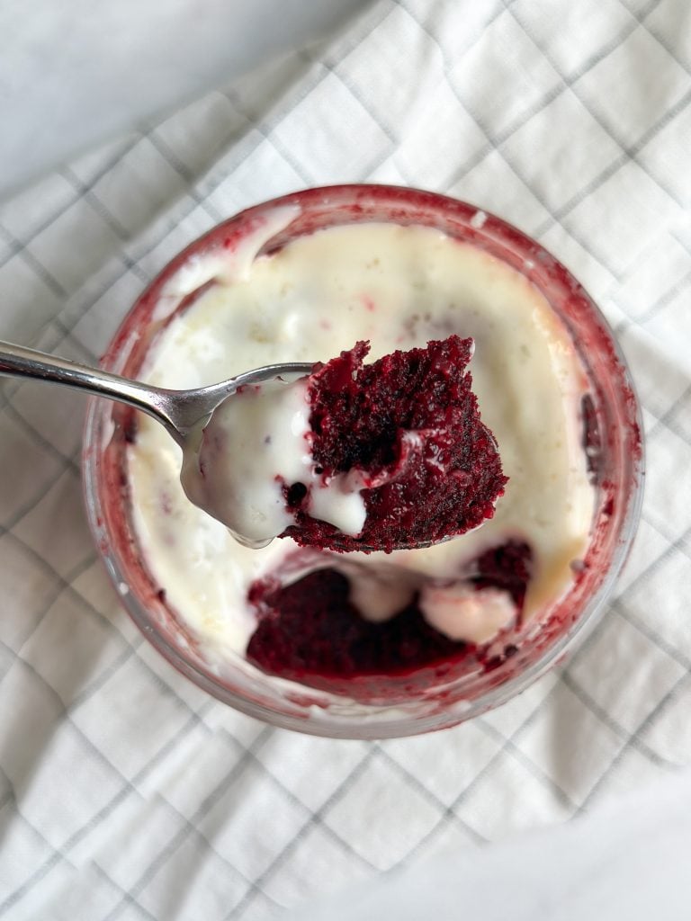 5 Minute Red Velvet Mug Cake - BAKE WITH ZOHA