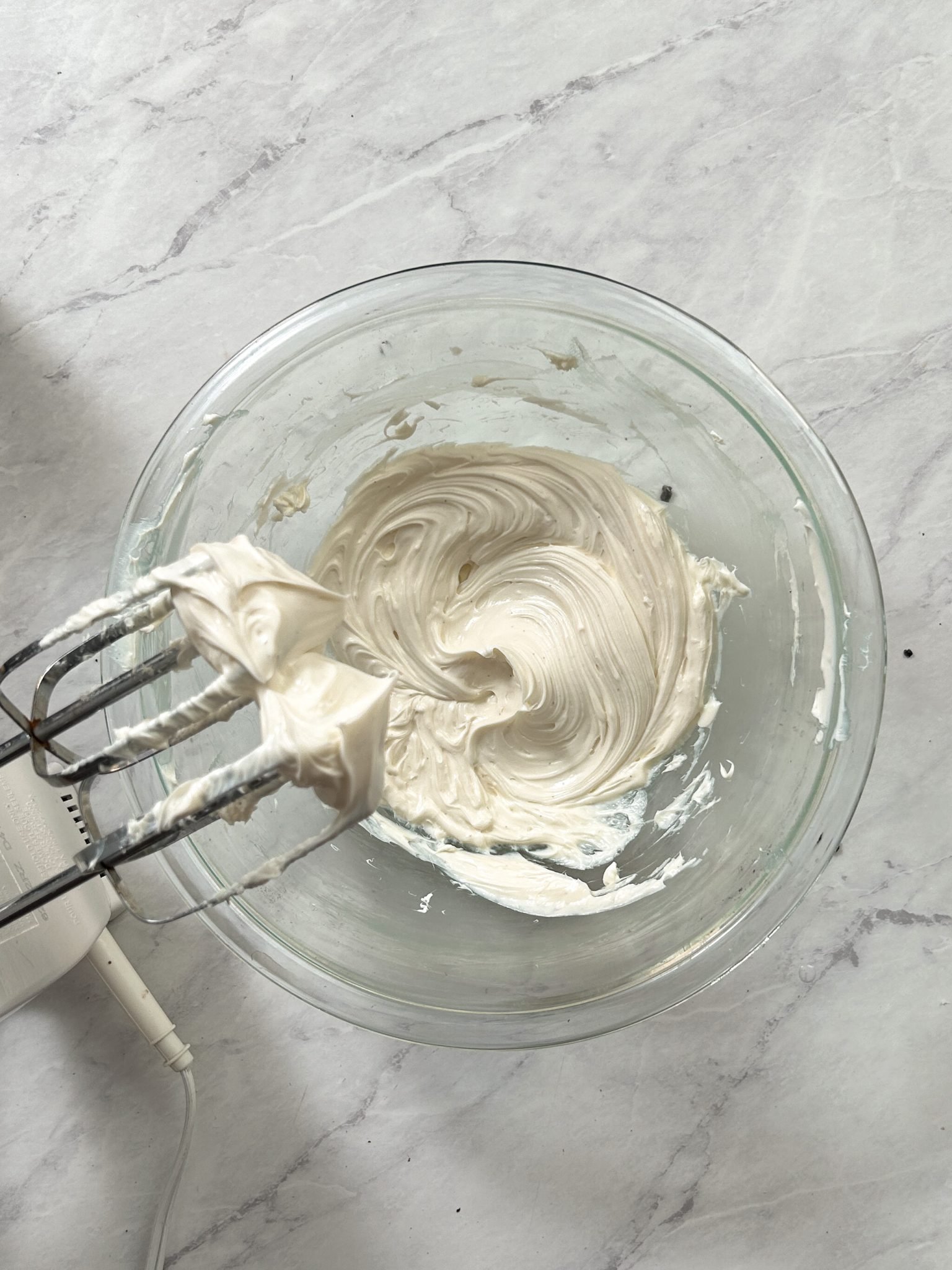 No Bake Cookies And Cream Mousse Cake (Dessert) - BAKE WITH ZOHA