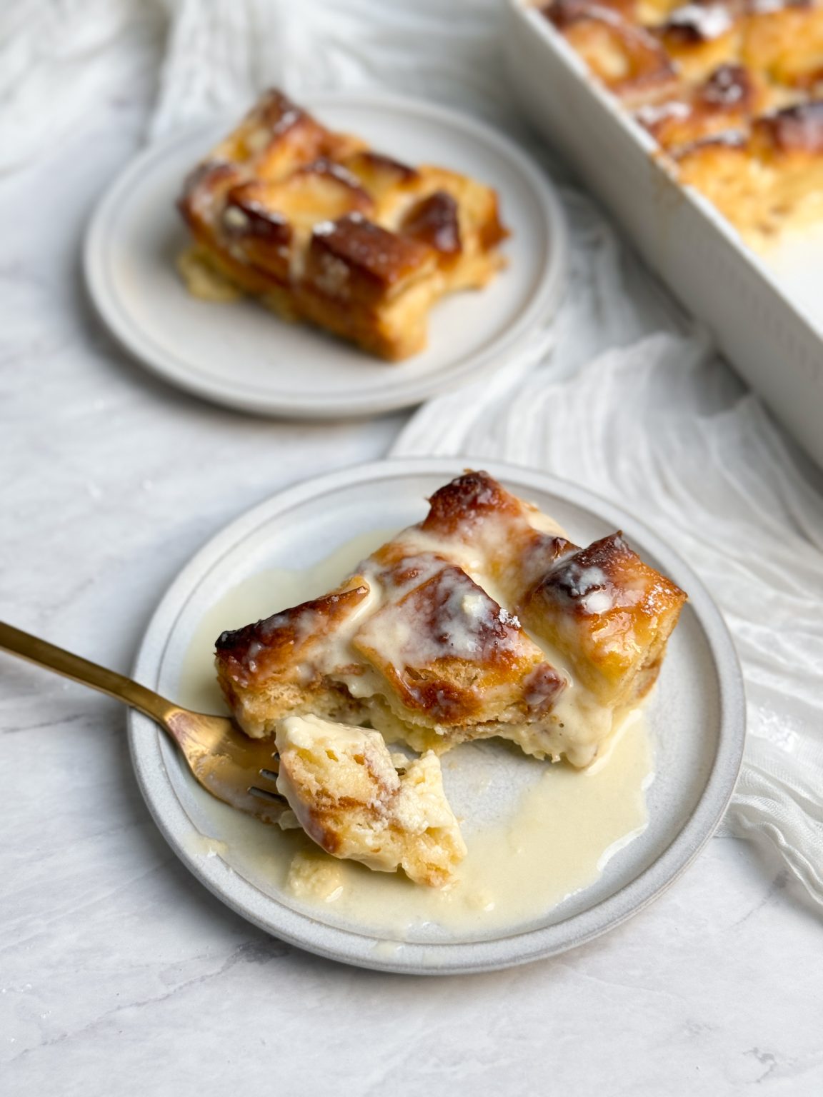 Best Easy Vanilla Bread Pudding - BAKE WITH ZOHA