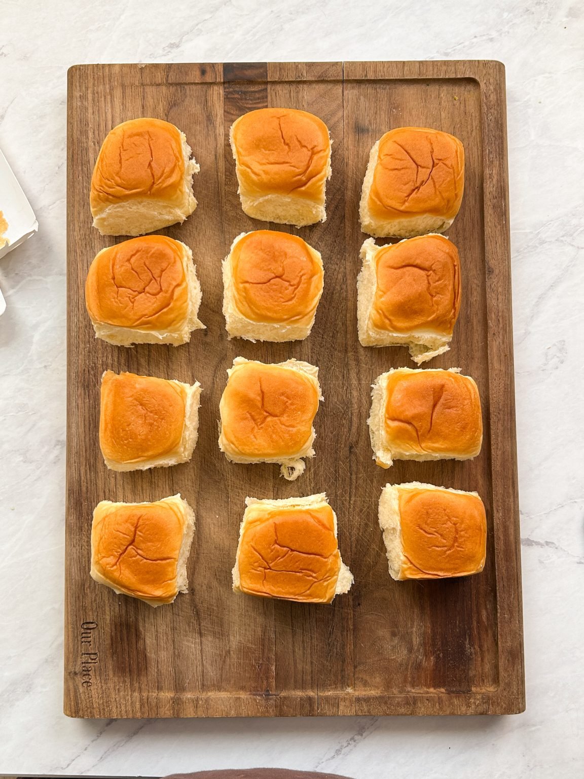 Korean Cream Cheese Garlic Buns - BAKE WITH ZOHA