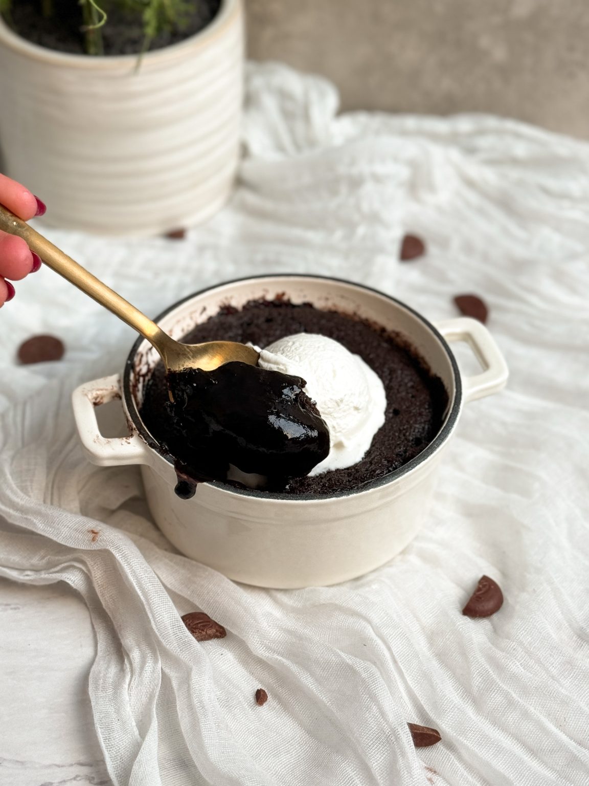 Single Serve Hot Fudge Chocolate Cake - BAKE WITH ZOHA