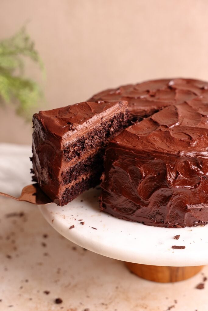 Best Matilda Chocolate Cake - BAKE WITH ZOHA