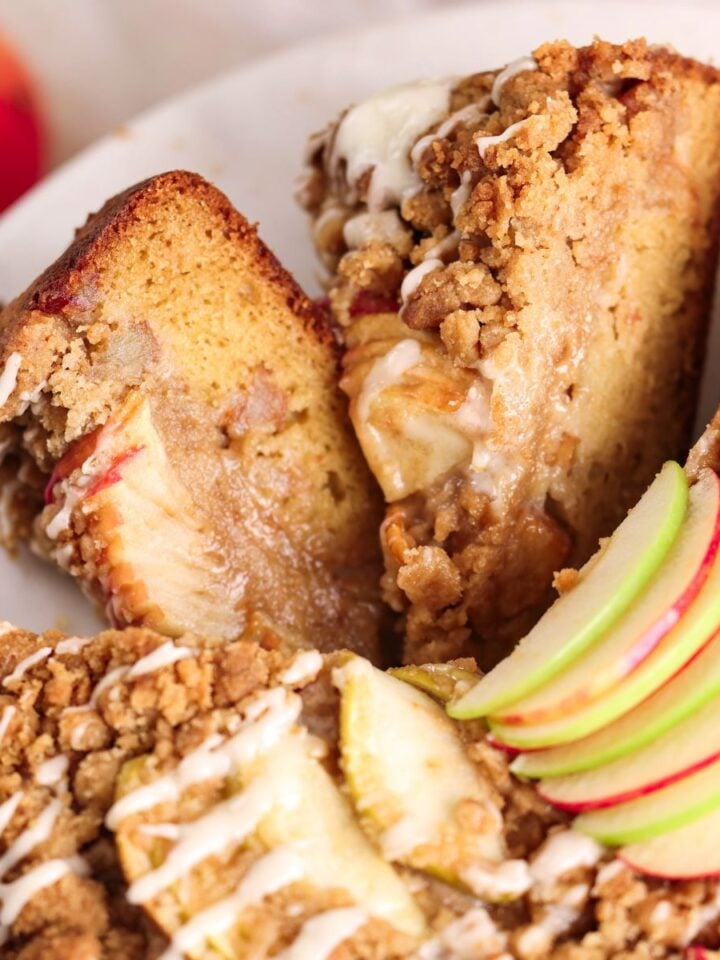 Bake With Zoha | Simple And Indulgent Bakes