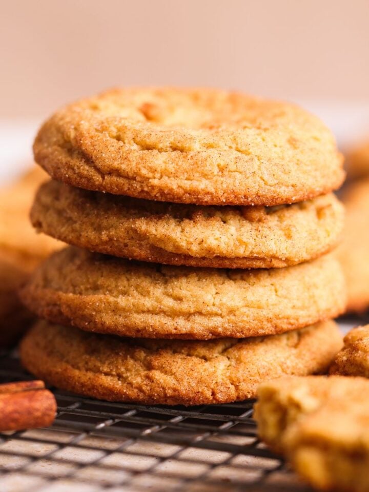 Bake With Zoha | Simple And Indulgent Bakes