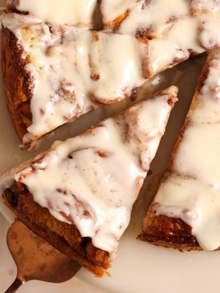 Bake With Zoha | Simple And Indulgent Bakes