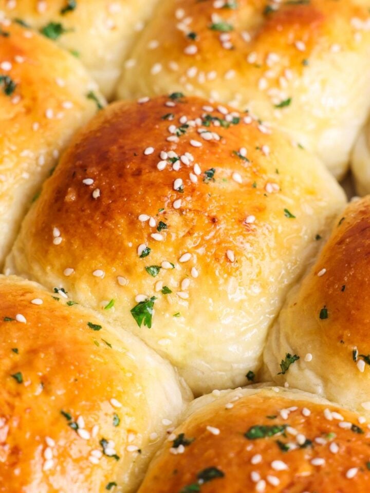 Bake With Zoha | Simple And Indulgent Bakes