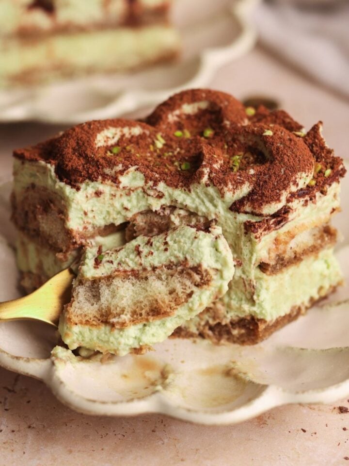 Baked Tiramisu Cheesecake - BAKE WITH ZOHA