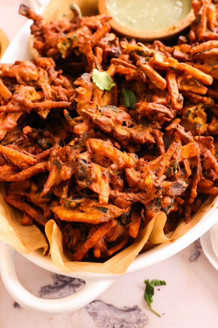 Crispy Vegetable Pakoras - BAKE WITH ZOHA