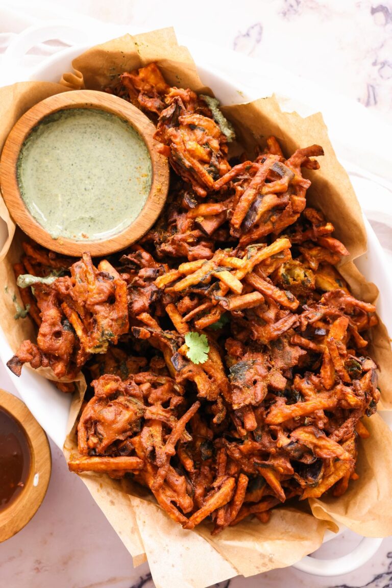 Crispy Vegetable Pakoras - BAKE WITH ZOHA