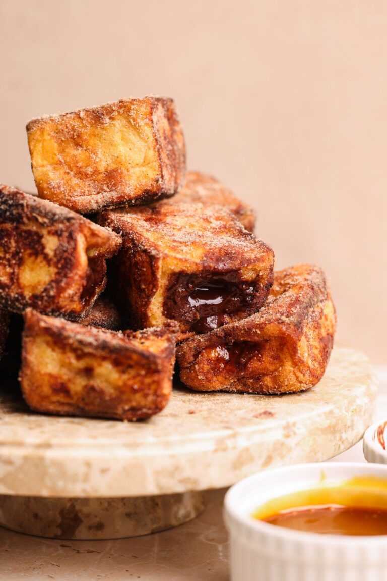 Chocolate Churro French Toast Bites - BAKE WITH ZOHA