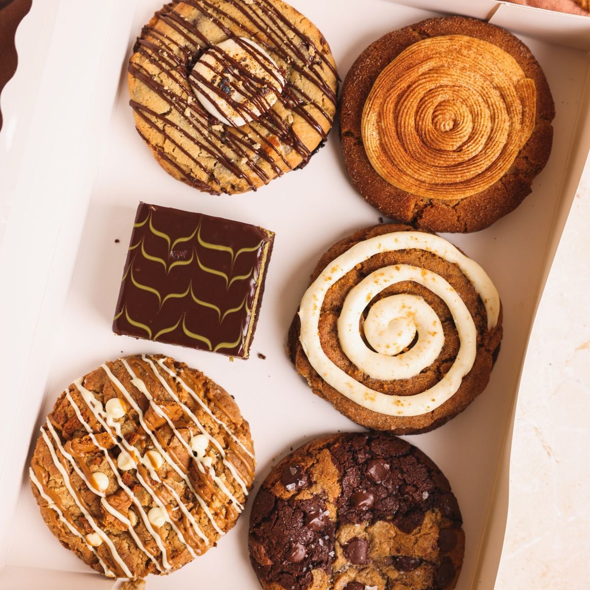Bake With Zoha | Simple And Indulgent Bakes